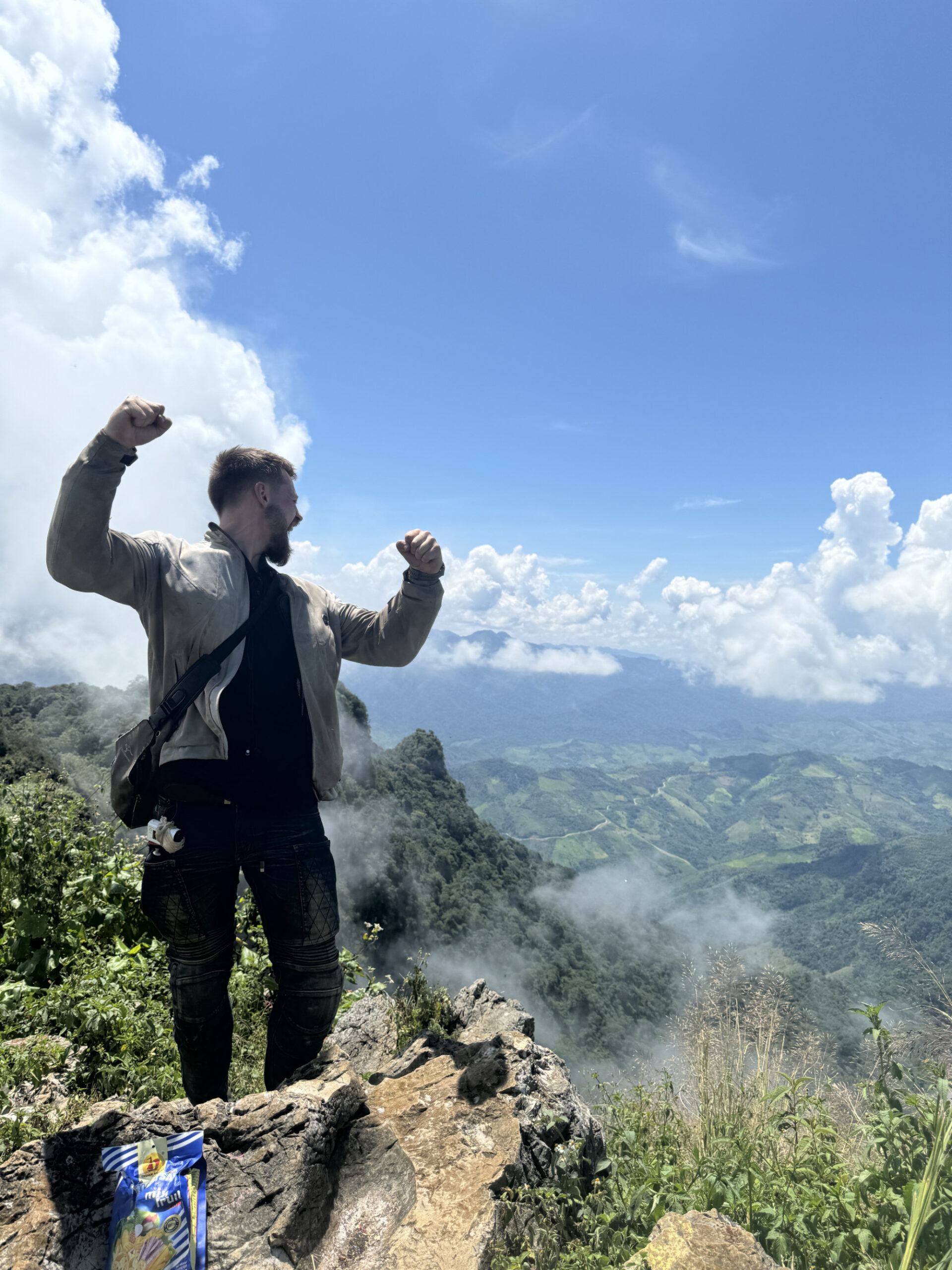 The Complete Guide to Renting a Motorcycle in Laos - wehatethecold